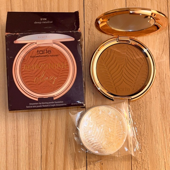 tarte | Makeup | Tarte Amazonian Clay Blurring Powder Foundation | Poshmark